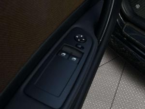 Melns BMW 120 2010 Viļņa, ar dzinēja tilpumu 2.00 L un nobraukumu 180 tūkst. km par 3500 €, foto 14 vietnē AUTOMOTO.COM.LV
