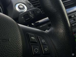 Melns BMW 120 2010 Viļņa, ar dzinēja tilpumu 2.00 L un nobraukumu 180 tūkst. km par 3500 €, foto 19 vietnē AUTOMOTO.COM.LV