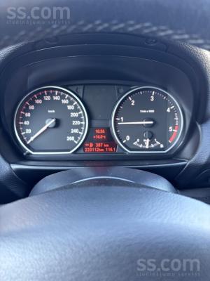 Melns BMW 120 2010 Kuldīga, ar dzinēja tilpumu 2.00 L un nobraukumu 233 tūkst. km par 4990 €, foto 12 vietnē AUTOMOTO.COM.LV