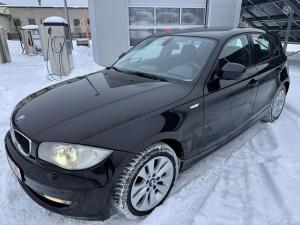 Melns BMW 120 2011 Prienai, ar dzinēja tilpumu 2.00 L un nobraukumu 300 tūkst. km par 4650 €, foto  vietnē AUTOMOTO.COM.LV