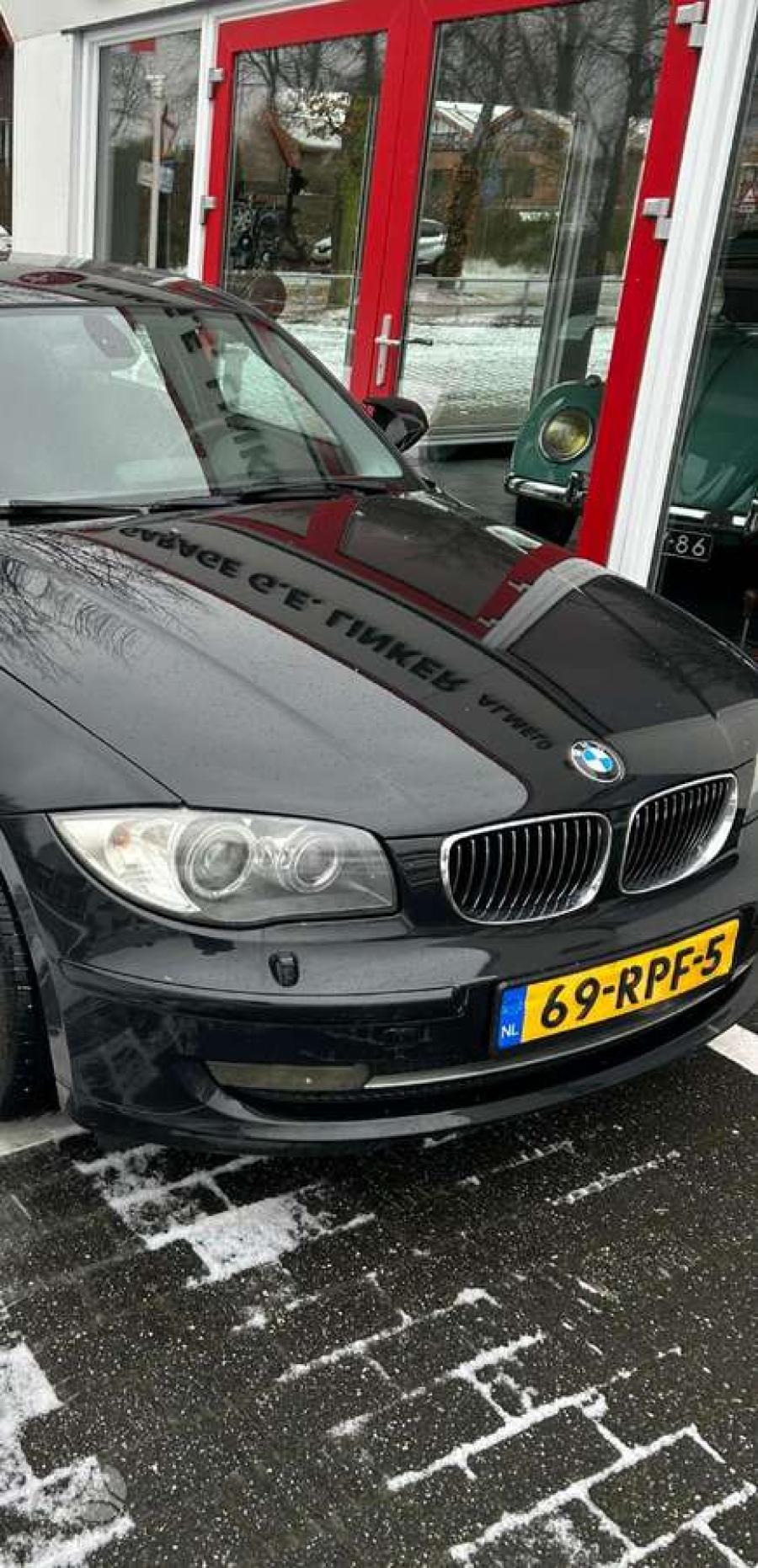Melns BMW 120 2011 Kauņa, ar dzinēja tilpumu 2.00 L un nobraukumu 136 tūkst. km par 2950 €, foto 2 vietnē AUTOMOTO.COM.LV