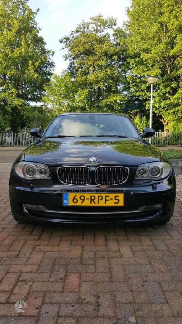 Melns BMW 120 2011 Kauņa, ar dzinēja tilpumu 2.00 L un nobraukumu 136 tūkst. km par 2600 €, foto 11 vietnē AUTOMOTO.COM.LV