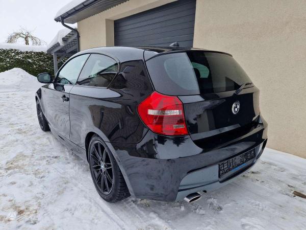 Melns BMW 120 2011 Kauņa, ar dzinēja tilpumu 2.00 L un nobraukumu 287 tūkst. km par 4650 €, foto 6 vietnē AUTOMOTO.COM.LV