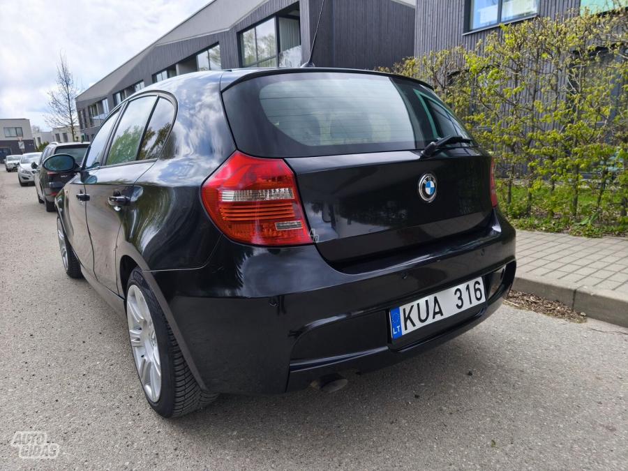 Melns BMW 120 2011 Kauņa, ar dzinēja tilpumu 2.00 L un nobraukumu 164 tūkst. km par 2900 €, foto 5 vietnē AUTOMOTO.COM.LV