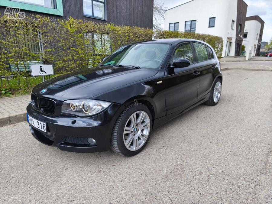 Melns BMW 120 2011 Kauņa, ar dzinēja tilpumu 2.00 L un nobraukumu 164 tūkst. km par 2900 €, foto 7 vietnē AUTOMOTO.COM.LV