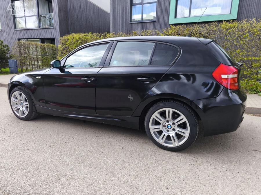Melns BMW 120 2011 Kauņa, ar dzinēja tilpumu 2.00 L un nobraukumu 164 tūkst. km par 2900 €, foto 8 vietnē AUTOMOTO.COM.LV