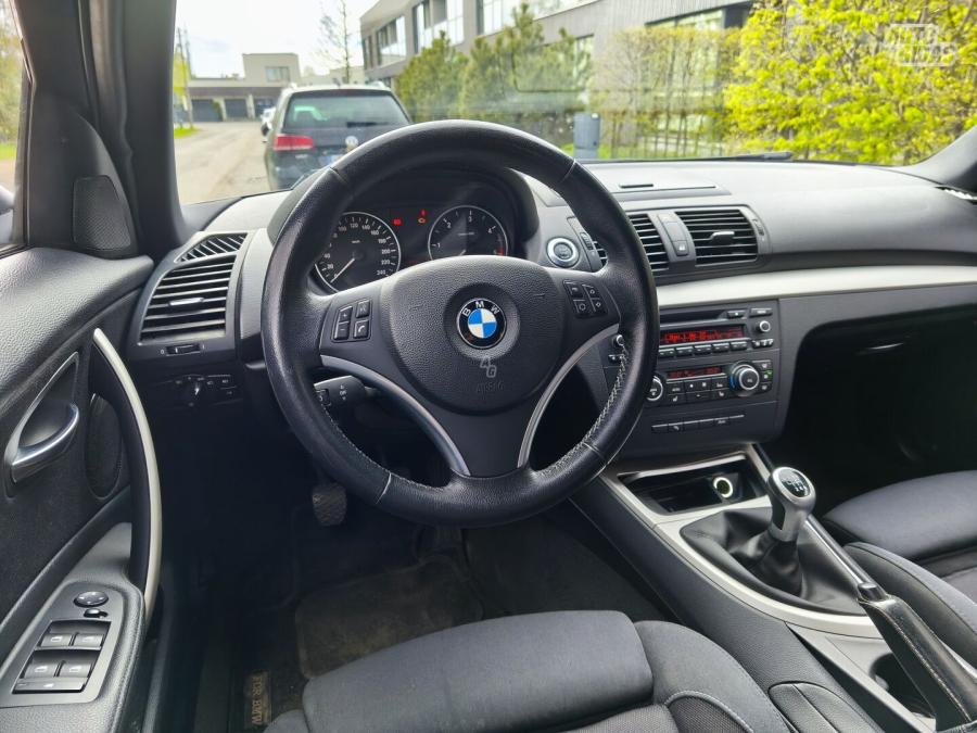 Melns BMW 120 2011 Kauņa, ar dzinēja tilpumu 2.00 L un nobraukumu 164 tūkst. km par 2900 €, foto 15 vietnē AUTOMOTO.COM.LV