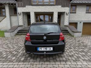 Black BMW 120 2011 in Cesis, with an engine capacity of 2.00 L and mileage of 299 thousand km for 4950 €, photo 6 on AUTOMOTO.COM.LV