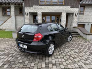 Black BMW 120 2011 in Cesis, with an engine capacity of 2.00 L and mileage of 299 thousand km for 4950 €, photo 7 on AUTOMOTO.COM.LV
