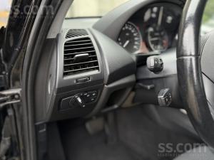 Black BMW 120 2011 in Cesis, with an engine capacity of 2.00 L and mileage of 299 thousand km for 4950 €, photo 15 on AUTOMOTO.COM.LV