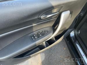 Black BMW 120 2012 in Riga, with an engine capacity of 2.00 L and mileage of 0 thousand km for 8999 €, photo 13 on AUTOMOTO.COM.LV