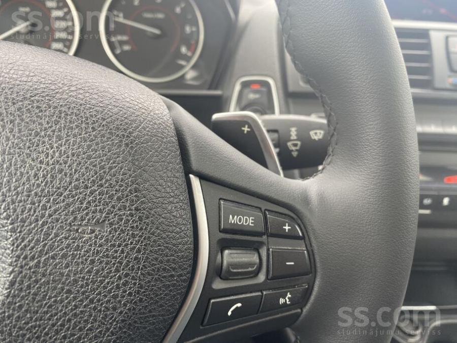 Black BMW 120 2012 in Riga, with an engine capacity of 2.00 L and mileage of 0 thousand km for 8999 €, photo 22 on AUTOMOTO.COM.LV