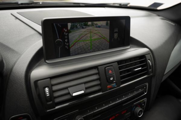 Black BMW 120 2012 in Riga, with an engine capacity of 2.00 L and mileage of 330 thousand km for 10900 €, photo 10 on AUTOMOTO.COM.LV