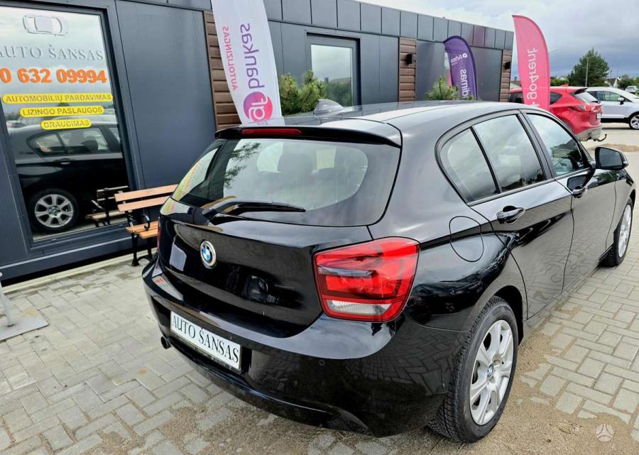 Black BMW 120 2012 in Taurage, with an engine capacity of 2.00 L and mileage of 309 thousand km for 4200 €, photo 13 on AUTOMOTO.COM.LV