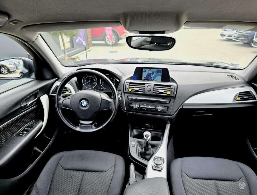 Black BMW 120 2012 in Taurage, with an engine capacity of 2.00 L and mileage of 309 thousand km for 4200 €, photo 14 on AUTOMOTO.COM.LV