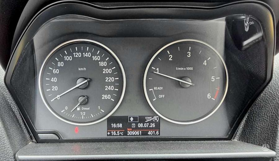 Black BMW 120 2012 in Taurage, with an engine capacity of 2.00 L and mileage of 309 thousand km for 4200 €, photo 16 on AUTOMOTO.COM.LV