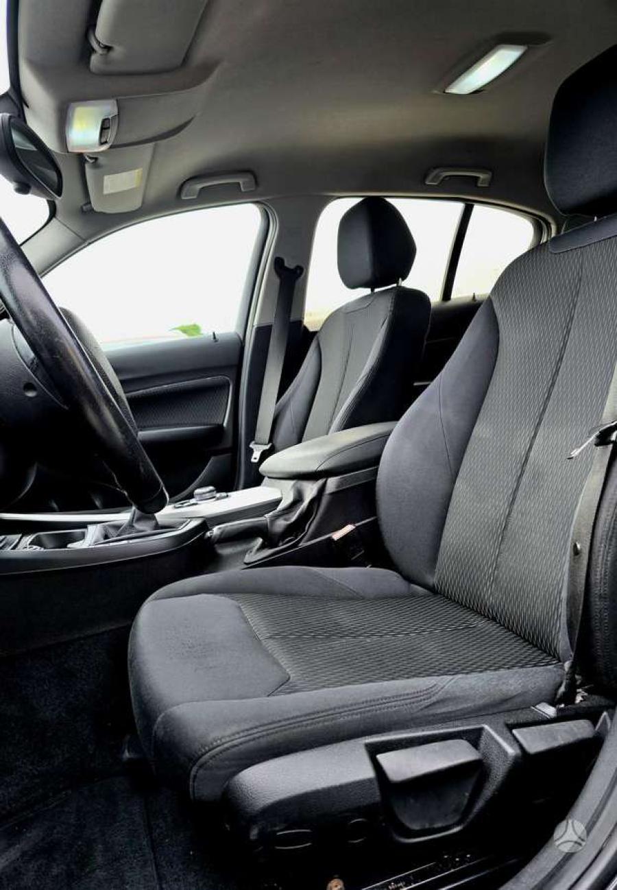 Black BMW 120 2012 in Taurage, with an engine capacity of 2.00 L and mileage of 309 thousand km for 4200 €, photo 20 on AUTOMOTO.COM.LV