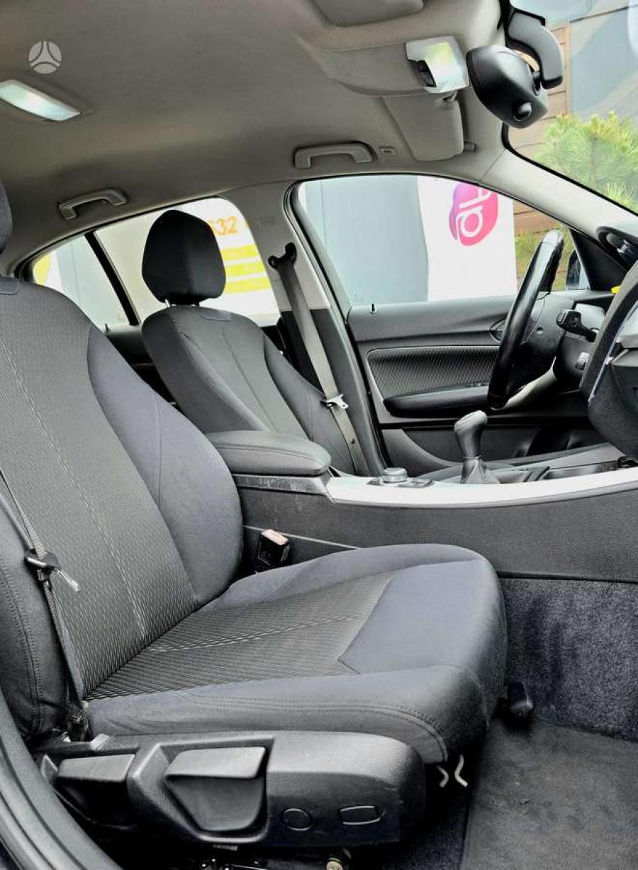 Black BMW 120 2012 in Taurage, with an engine capacity of 2.00 L and mileage of 309 thousand km for 4200 €, photo 22 on AUTOMOTO.COM.LV