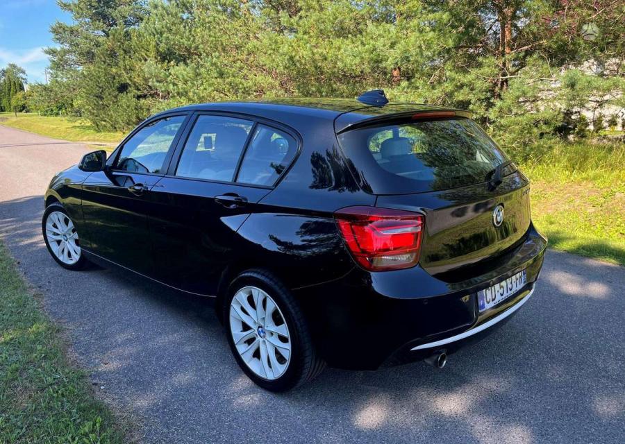 Black BMW 120 2012 in Taurage, with an engine capacity of 2.00 L and mileage of 228 thousand km for 5850 €, photo 9 on AUTOMOTO.COM.LV