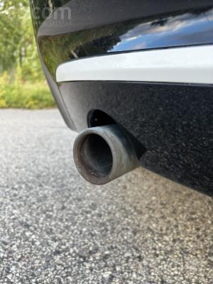 Black BMW 120 2012 in Riga, with an engine capacity of 2.00 L and mileage of 279 thousand km for 8200 €, photo 20 on AUTOMOTO.COM.LV