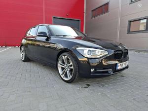 Black BMW 120 2012 in Vilnius, with an engine capacity of 2.00 L and mileage of 291 thousand km for 7800 €, photo 4 on AUTOMOTO.COM.LV