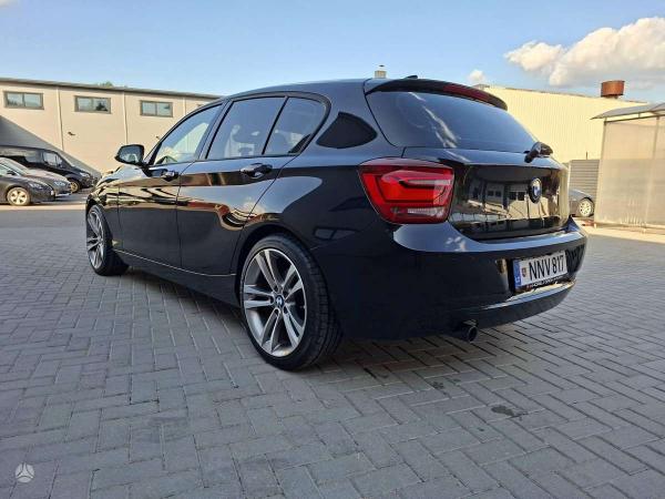 Black BMW 120 2012 in Vilnius, with an engine capacity of 2.00 L and mileage of 291 thousand km for 7800 €, photo 5 on AUTOMOTO.COM.LV