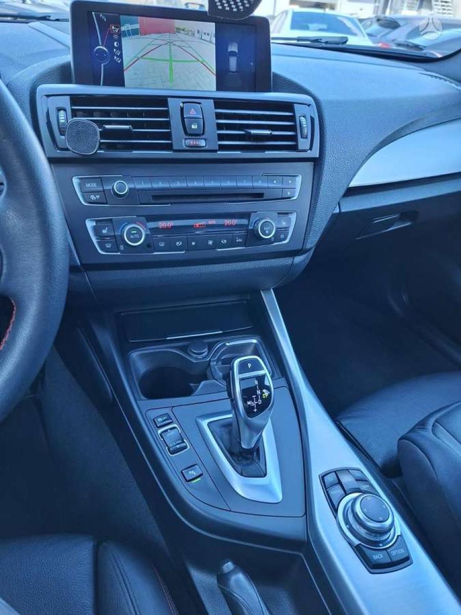 Black BMW 120 2012 in Vilnius, with an engine capacity of 2.00 L and mileage of 291 thousand km for 7800 €, photo 15 on AUTOMOTO.COM.LV
