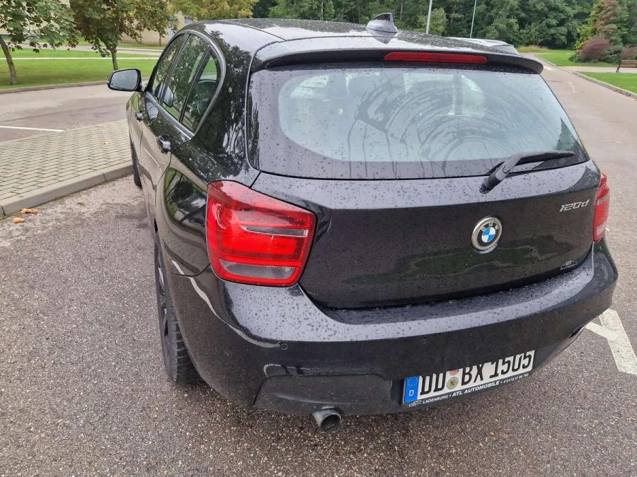 Melns BMW 120 2012 Kauņa, ar dzinēja tilpumu 2.00 L un nobraukumu 306 tūkst. km par 7250 €, foto 6 vietnē AUTOMOTO.COM.LV