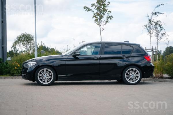 BMW 120 2012 Rīga vietnē Melns BMW 120 2012 Rīga, ar dzinēja tilpumu 2.00 L un nobraukumu 268 tūkst. km par 7290 €, foto 6 vietnē AUTOMOTO.COM.LV