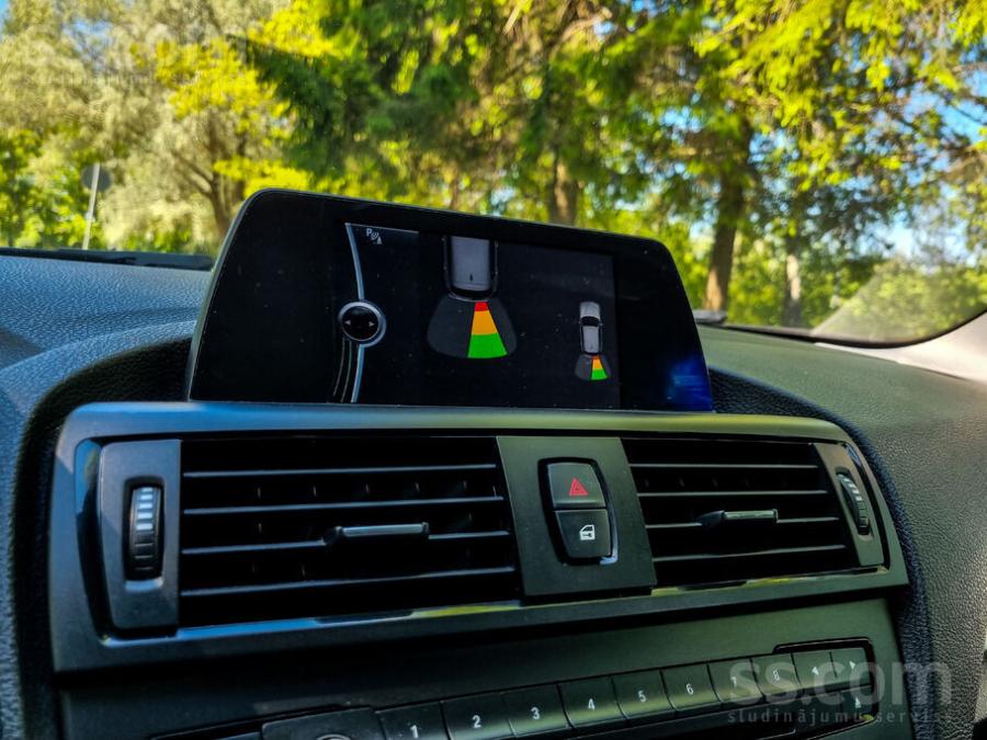 Melns BMW 120 2013 Rīga, ar dzinēja tilpumu 2.00 L un nobraukumu 238 tūkst. km par 6200 €, foto 18 vietnē AUTOMOTO.COM.LV