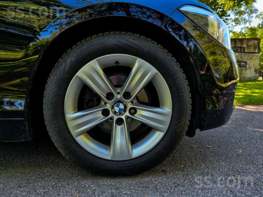 Melns BMW 120 2013 Rīga, ar dzinēja tilpumu 2.00 L un nobraukumu 238 tūkst. km par 6200 €, foto 23 vietnē AUTOMOTO.COM.LV