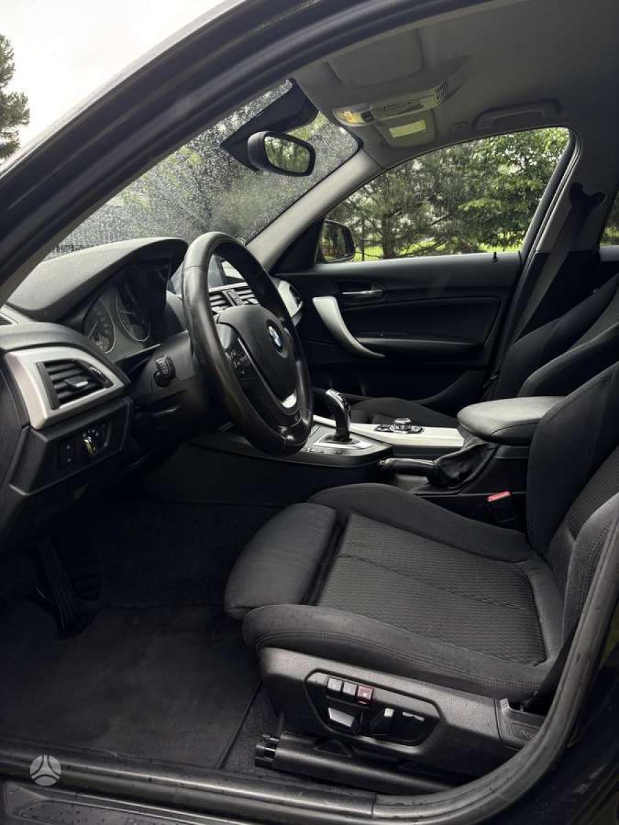 Black BMW 120 2013 in Kaunas, with an engine capacity of 2.00 L and mileage of 254 thousand km for 6700 €, photo 16 on AUTOMOTO.COM.LV