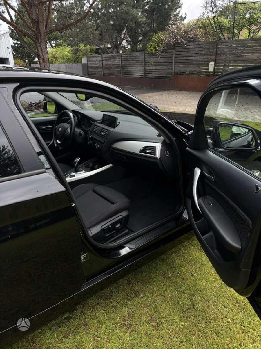 Black BMW 120 2013 in Kaunas, with an engine capacity of 2.00 L and mileage of 254 thousand km for 6700 €, photo 26 on AUTOMOTO.COM.LV