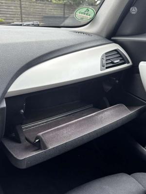 Black BMW 120 2013 in Kaunas, with an engine capacity of 2.00 L and mileage of 254 thousand km for 6700 €, photo 30 on AUTOMOTO.COM.LV