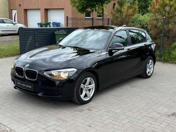 Black BMW 120 2013 in Kaunas, with an engine capacity of 2.00 L and mileage of 334 thousand km for 6050 €, photo 1 on AUTOMOTO.COM.LV