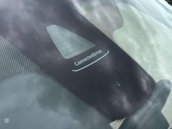 Black BMW 120 2013 in Kaunas, with an engine capacity of 2.00 L and mileage of 334 thousand km for 6050 €, photo 7 on AUTOMOTO.COM.LV