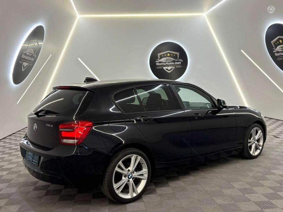 Black BMW 120 2013 in Marijampole, with an engine capacity of 2.00 L and mileage of 256 thousand km for 5999 €, photo 9 on AUTOMOTO.COM.LV