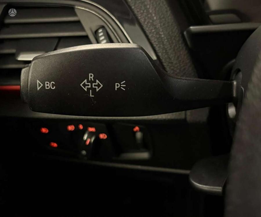 Melns BMW 120 2013 Marijampole, ar dzinēja tilpumu 2.00 L un nobraukumu 257 tūkst. km par 7850 €, foto 10 vietnē AUTOMOTO.COM.LV