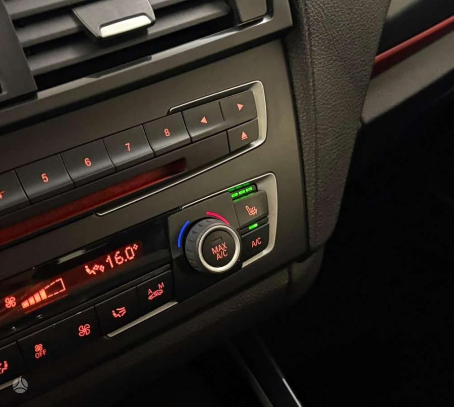 Melns BMW 120 2013 Marijampole, ar dzinēja tilpumu 2.00 L un nobraukumu 257 tūkst. km par 7850 €, foto 13 vietnē AUTOMOTO.COM.LV