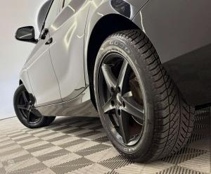 Melns BMW 120 2013 Marijampole, ar dzinēja tilpumu 2.00 L un nobraukumu 257 tūkst. km par 7850 €, foto 23 vietnē AUTOMOTO.COM.LV