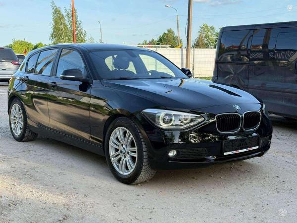 Melns BMW 120 2013 Šauļi, ar dzinēja tilpumu 2.00 L un nobraukumu 284 tūkst. km par 4850 €, foto 6 vietnē AUTOMOTO.COM.LV