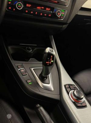 Melns BMW 120 2013 Marijampole, ar dzinēja tilpumu 2.00 L un nobraukumu 277 tūkst. km par 7950 €, foto 4 vietnē AUTOMOTO.COM.LV