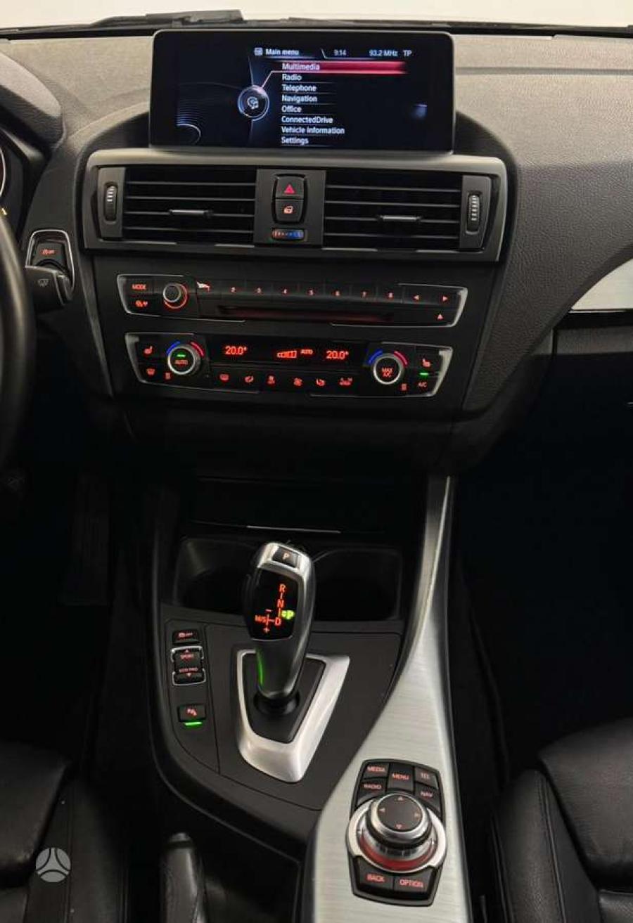 Melns BMW 120 2013 Marijampole, ar dzinēja tilpumu 2.00 L un nobraukumu 277 tūkst. km par 7950 €, foto 16 vietnē AUTOMOTO.COM.LV