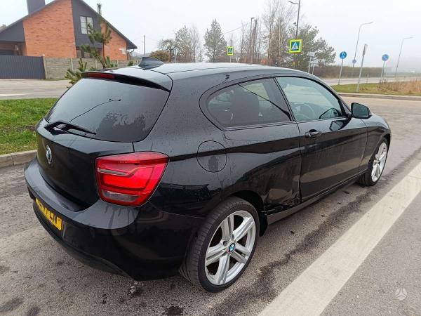 Melns BMW 120 2014 Kauņa, ar dzinēja tilpumu 2.00 L un nobraukumu 179 tūkst. km par 3150 €, foto 7 vietnē AUTOMOTO.COM.LV
