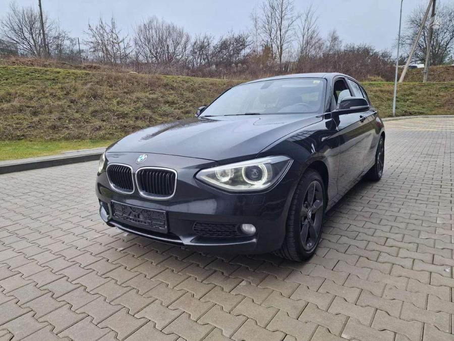 Black BMW 120 2014 in Vilnius, with an engine capacity of 2.00 L and mileage of 212 thousand km for 6190 €, photo 2 on AUTOMOTO.COM.LV