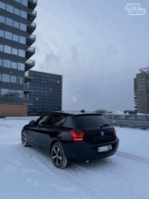 Melns BMW 120 2014 Viļņa, ar dzinēja tilpumu 2.00 L un nobraukumu 231 tūkst. km par 9200 €, foto 5 vietnē AUTOMOTO.COM.LV