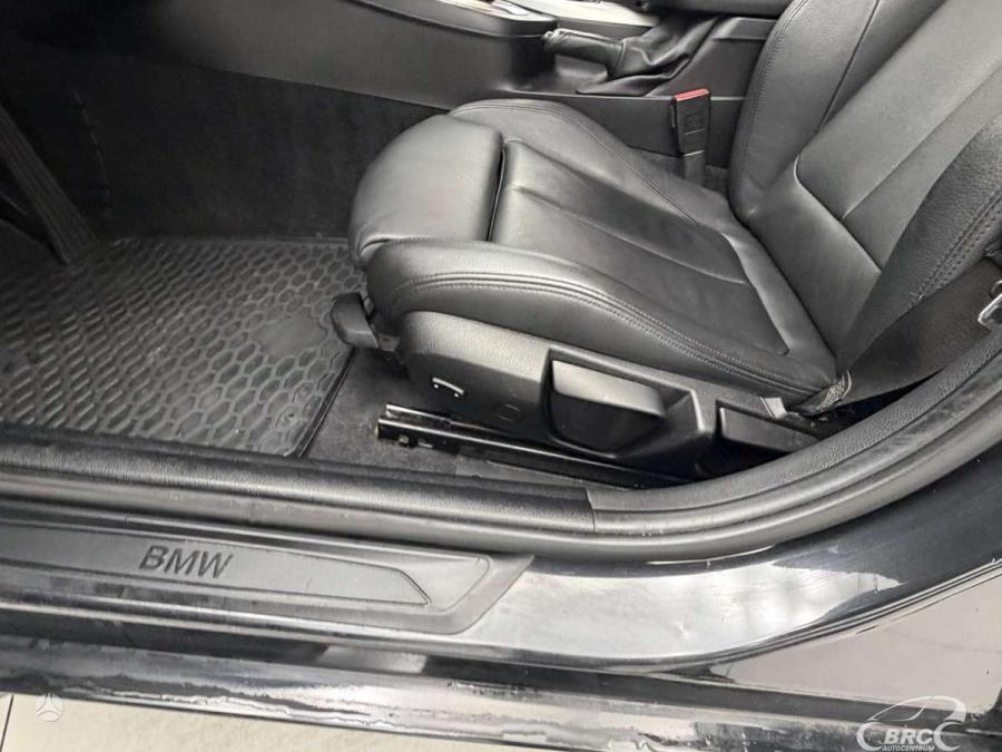Black BMW 120 2014 in Vilnius, with an engine capacity of 2.00 L and mileage of 232 thousand km for 8500 €, photo 22 on AUTOMOTO.COM.LV