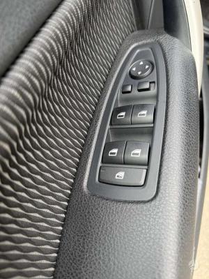 Black BMW 120 2014 in Kaunas, with an engine capacity of 2.00 L and mileage of 176 thousand km for 7300 €, photo 26 on AUTOMOTO.COM.LV