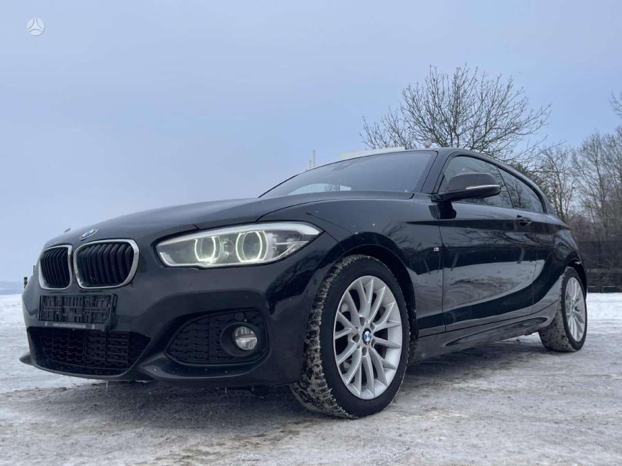 Black BMW 120 2016 in Kaunas, with an engine capacity of 2.00 L and mileage of 290 thousand km for 8450 €, photo 1 on AUTOMOTO.COM.LV