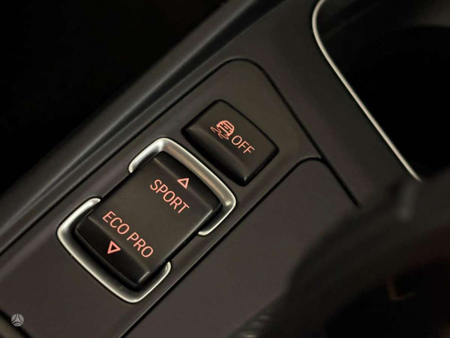 Melns BMW 120 2019 Marijampole, ar dzinēja tilpumu 2.00 L un nobraukumu 194 tūkst. km par 12999 €, foto 14 vietnē AUTOMOTO.COM.LV